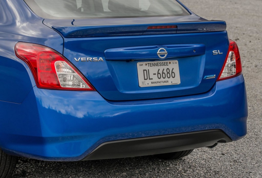 Nissan Versa 2015 renovado se presenta previo a Nueva York - Autos ...