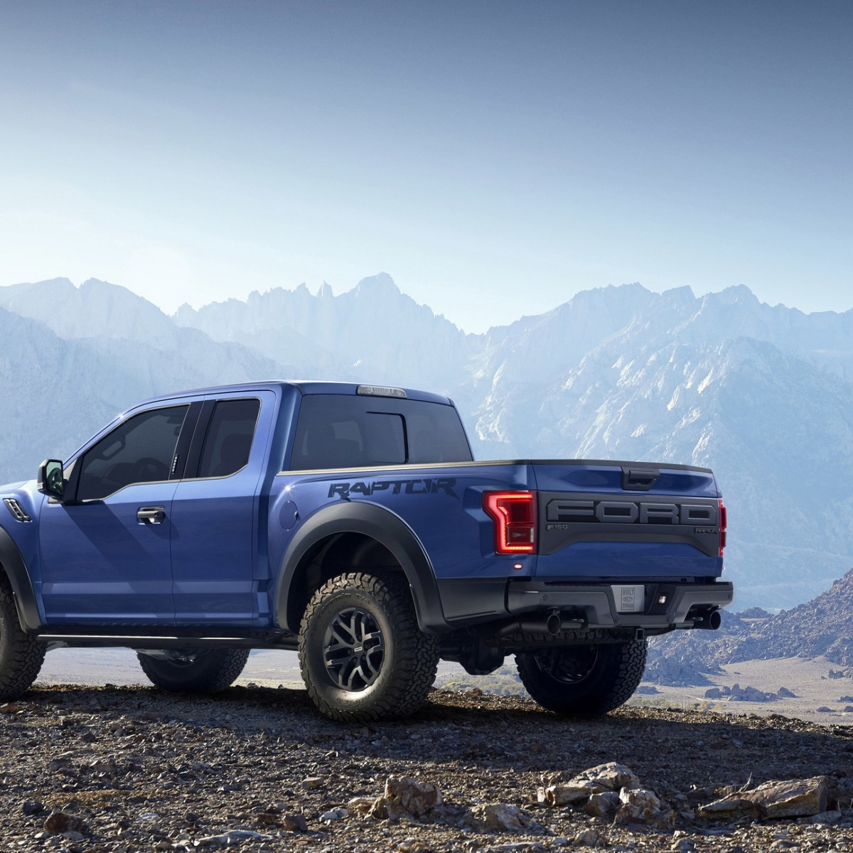 Nueva Ford F-150 SVT Raptor se presenta en Detroit 2015 - Autos Actual ...