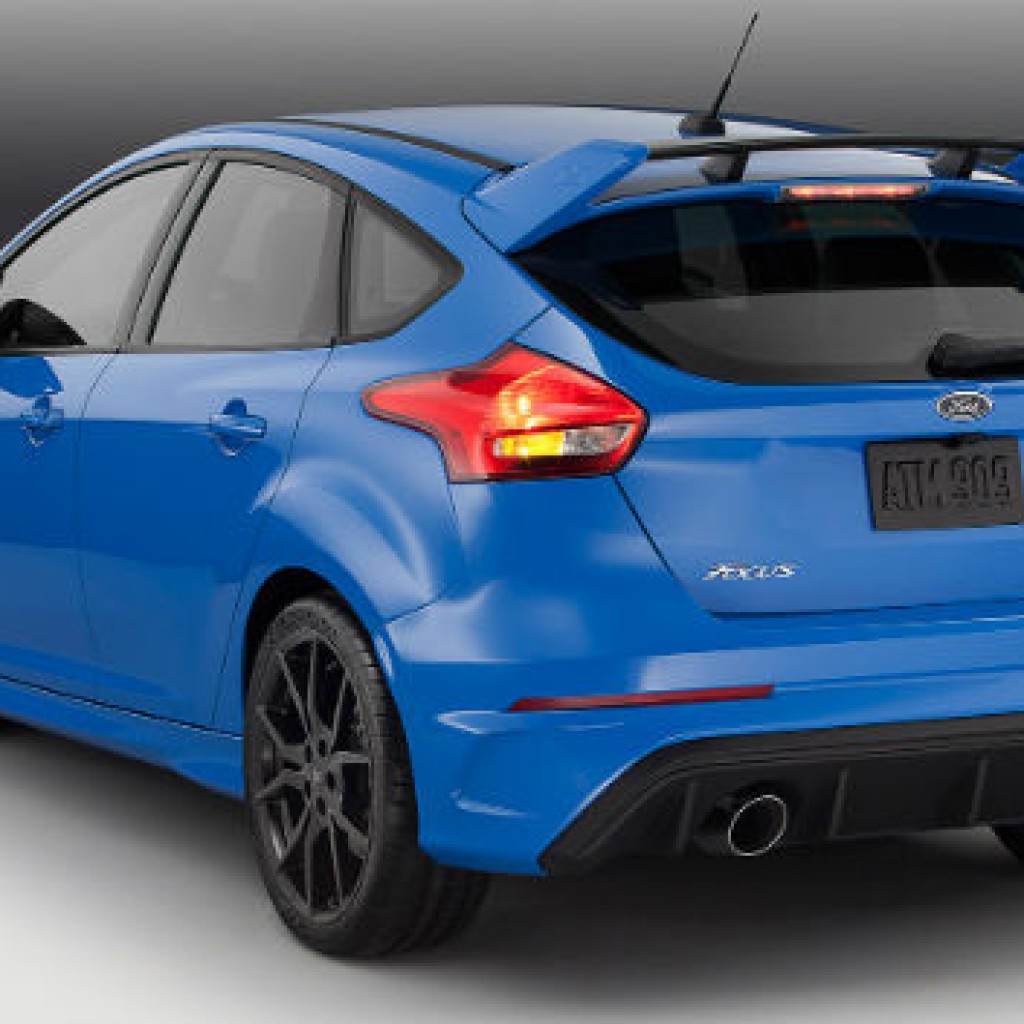 Ford Ffocus RS 2016 en Nitrous Blue, vista trasera - Autos Actual México