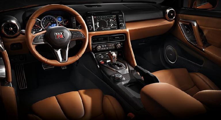 Nissan GT-R 2017 ya en México: precio y equipamiento - Autos Actual México