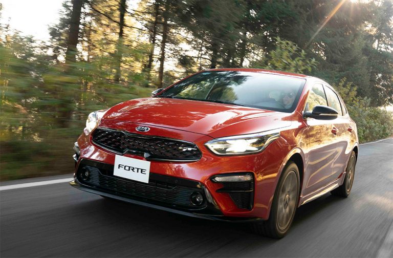 KIA Forte GT hatchback 2019 turbo llega a México - Autos Actual México
