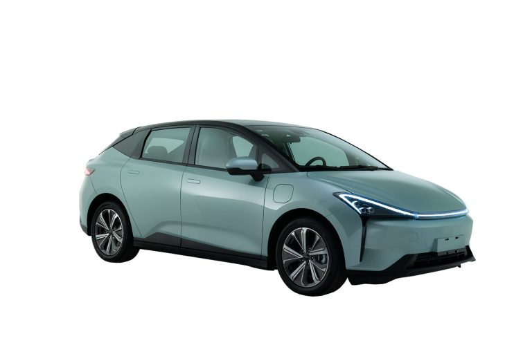 ARRA México, autos 100% eléctricos: ARRA-3 y EW-1