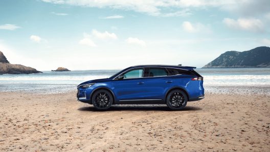 BYD Tang EV 2023 en México, SUV eléctrica, diseño exterior lateral en ...