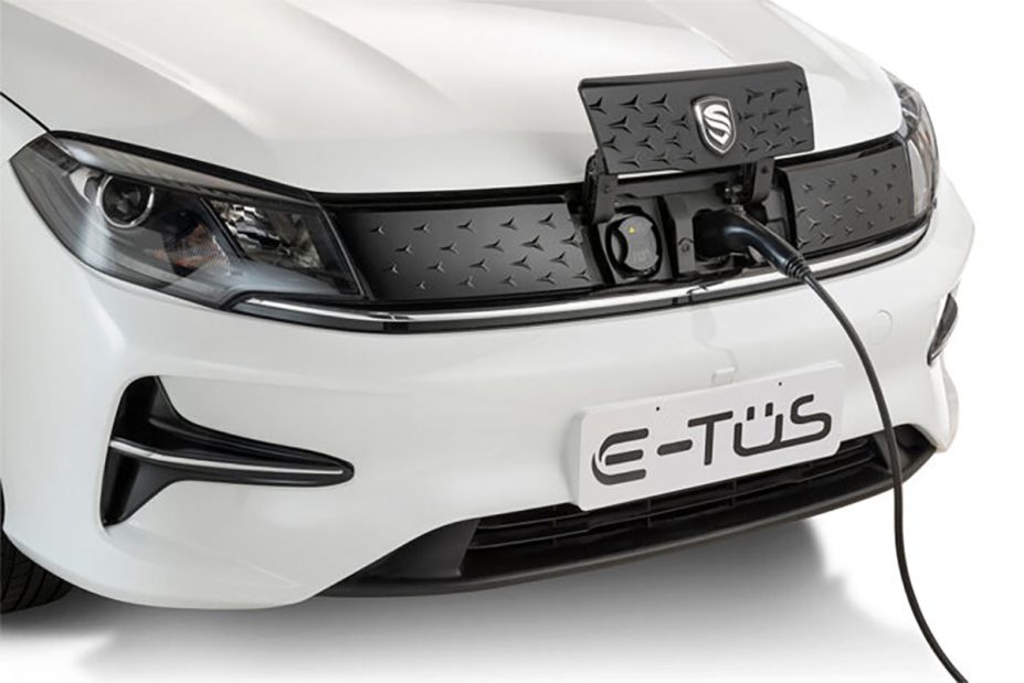 SEV E-TUS 2024 llega a México: nuevo sedán eléctrico