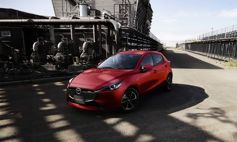 Mazda 2 hatchback 2024 ficha técnica, precios y versiones en México