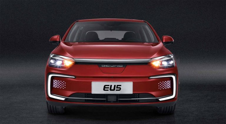 BAIC U5 Plus 2025 y EU5 eléctrico: precios y versiones