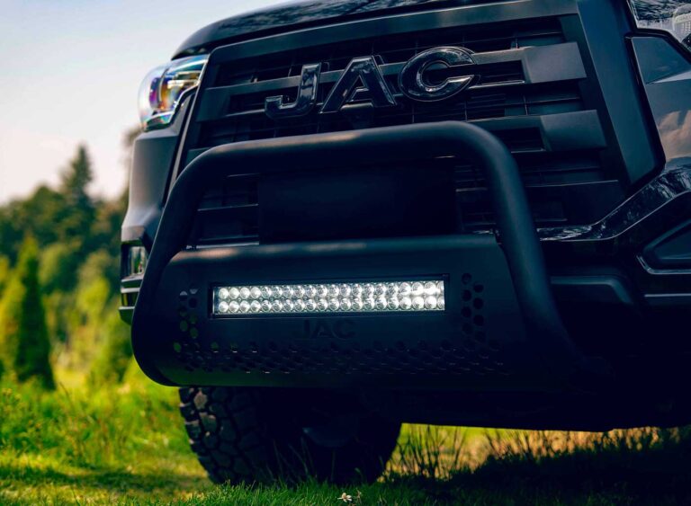 JAC lanza la pickup Frison T8 Adventure 2025 en México