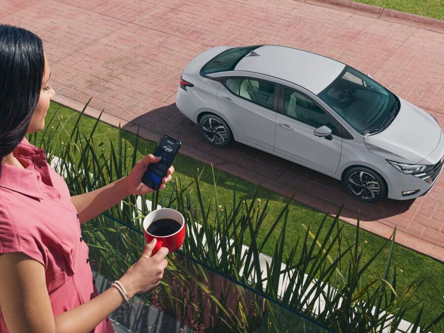 Nissan Versa 2025 llega a México: conoce los precios y versiones