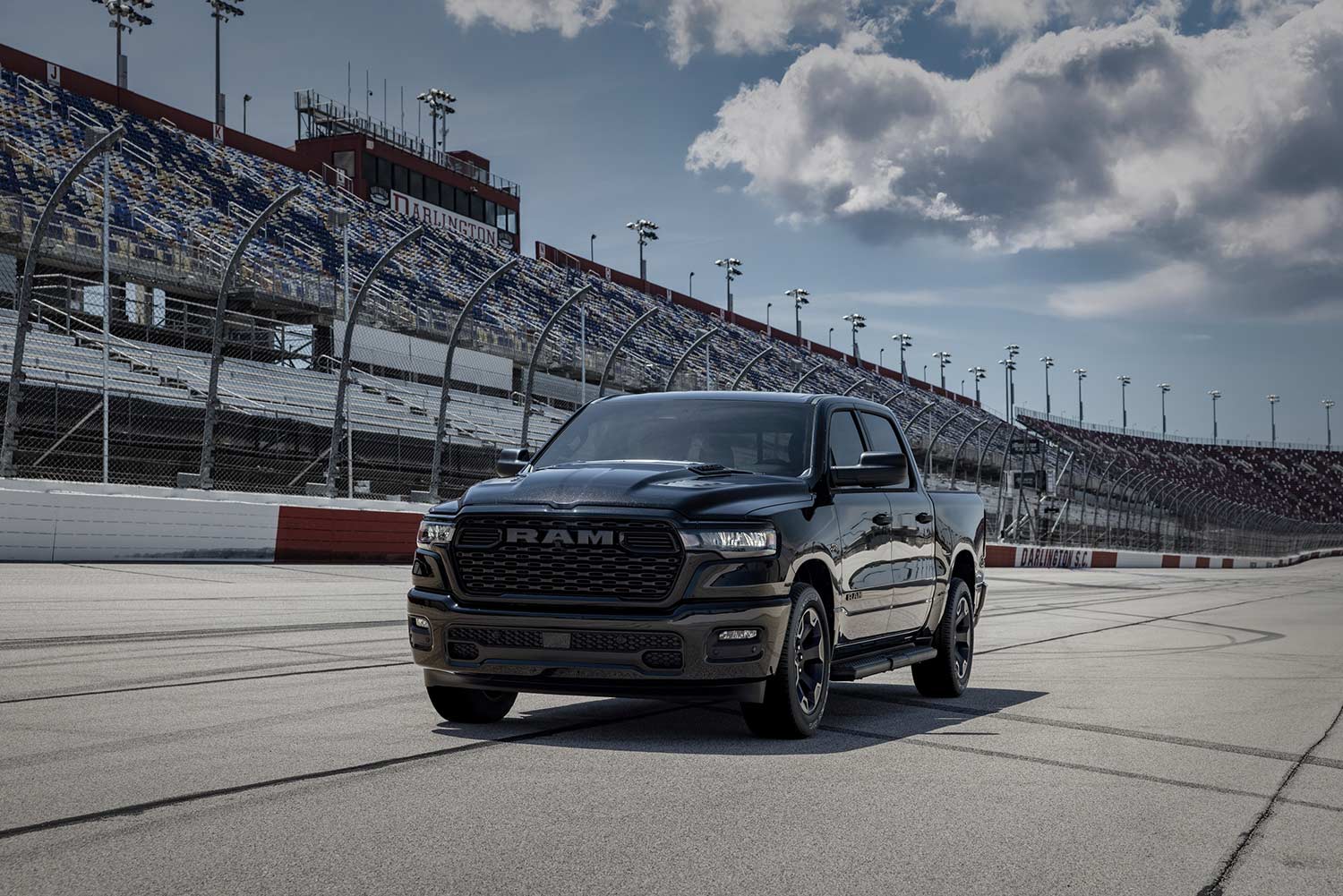Ram 1500 2026 pronto en México con el motor HEMI V-8 de 5.7 litros eTorque